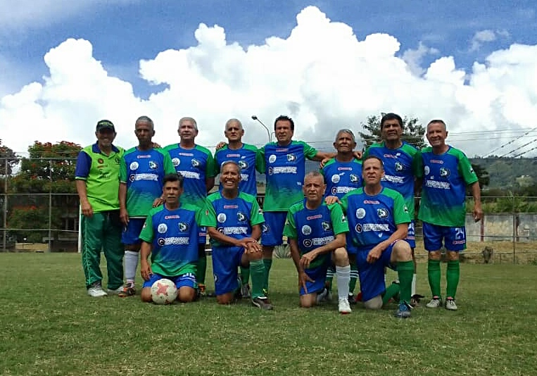 En categorías sob-42, sob-48, sob-55 y sob-60 Con mil jugadores y 55 ...