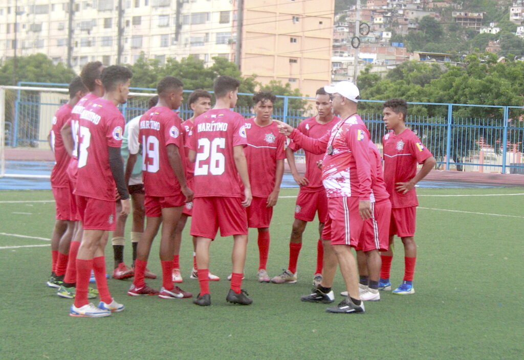Renace el Marítimo para escribir la nueva historia del fútbol guaireño ...